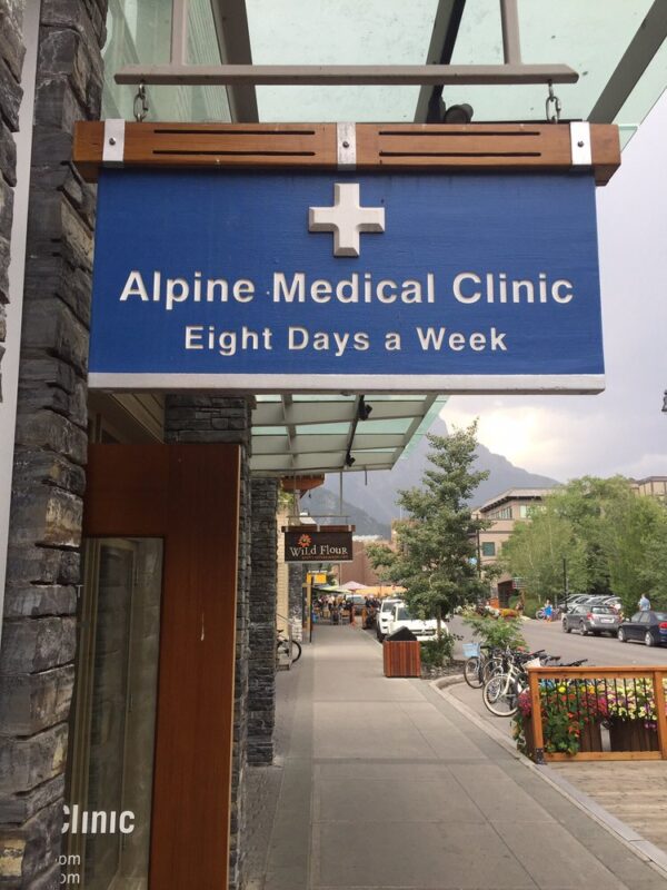 Alpine Medical Clinic - Bison Courtyard
